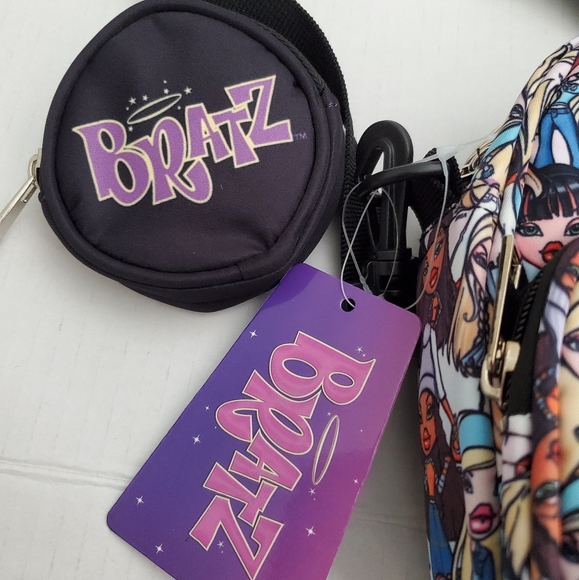MAD Engine | Bags | Bratz Mad Engine Nylon Crossbody Bag With Case ...